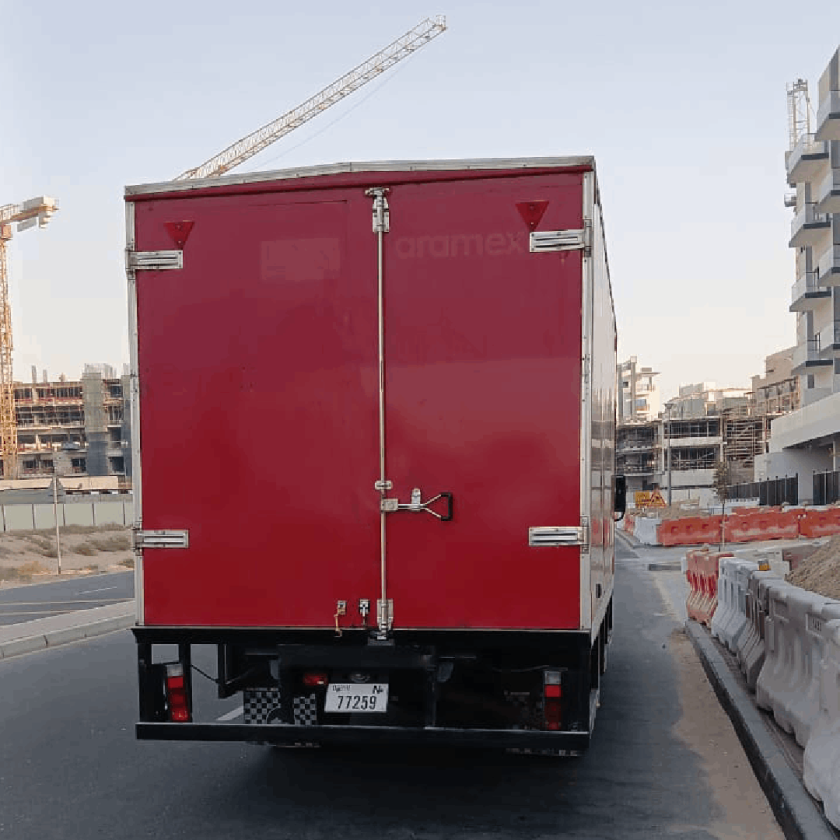 10 Ton Pickup for Rent in Dubai – Best for Bulk Cargo & Industrial